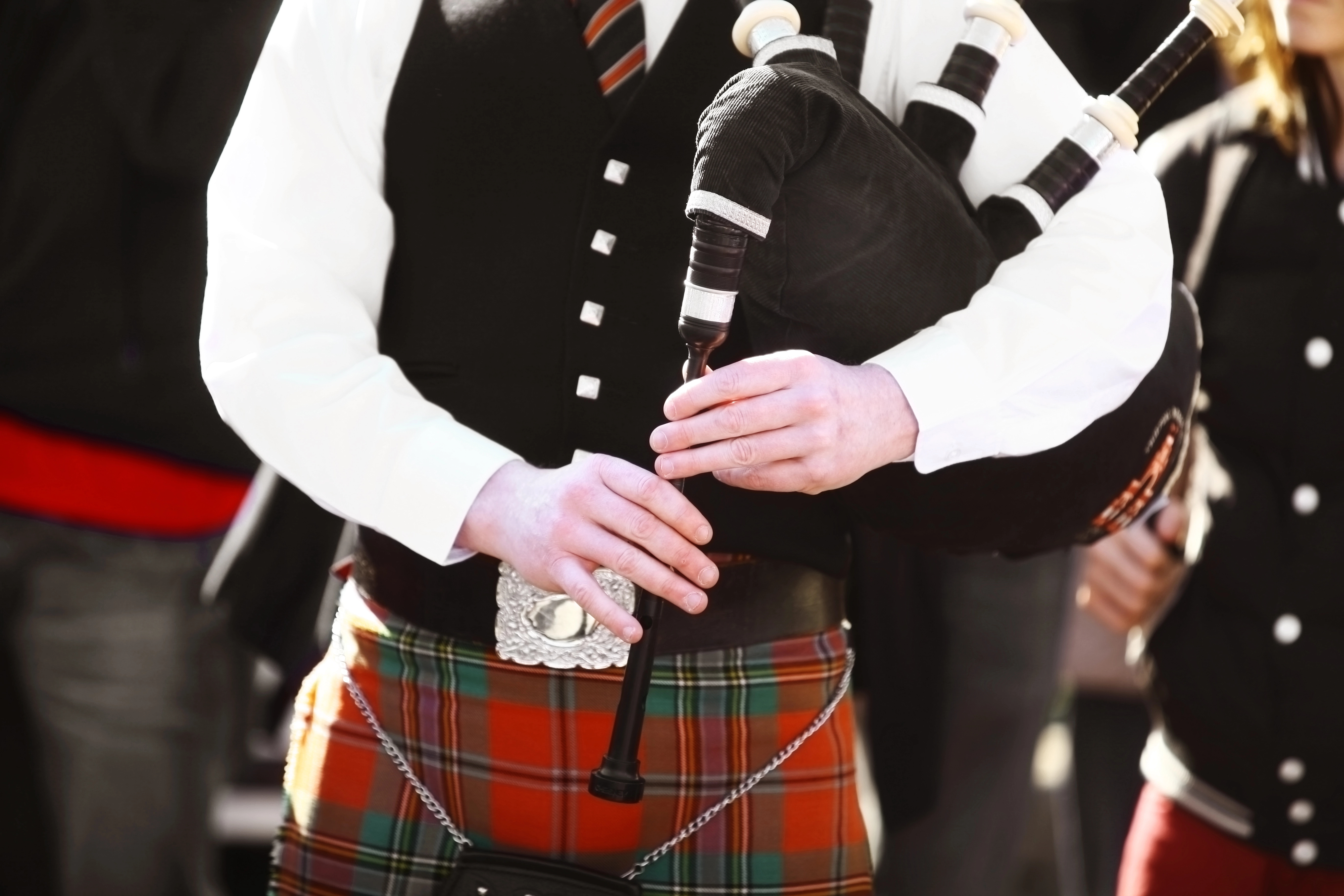 uilleann pipes – All Things *Ancient* Irish